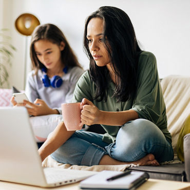 Five things to know about 529-to-Roth IRA rollovers | T. Rowe Price