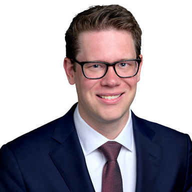 Garrett Siperko | Bios | T. Rowe Price